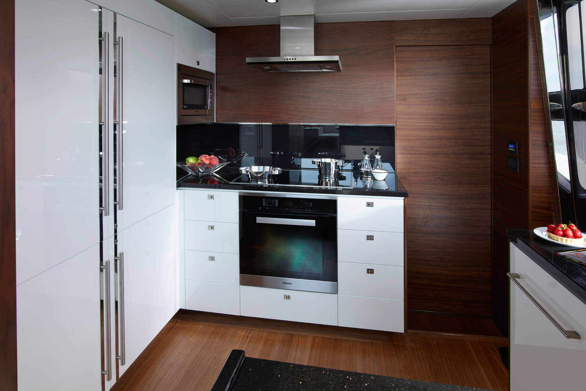 Princess Y88 Motor Yacht | Princess Yachts Sweden Norway Denmark